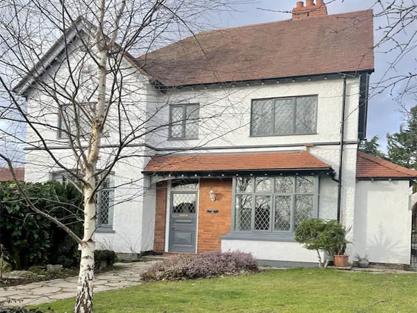 Coventry Hot Tub Breaks: Lodges, Log Cabins & Glamping