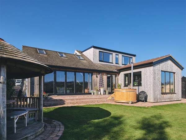 Anglesey Luxury Lodges & Holiday Cottages With Hot Tubs